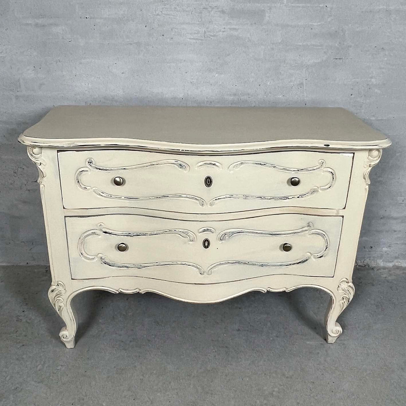 Antik kommode | Stort udvalg af smukke, antikke kommoder her – Nohr Antik